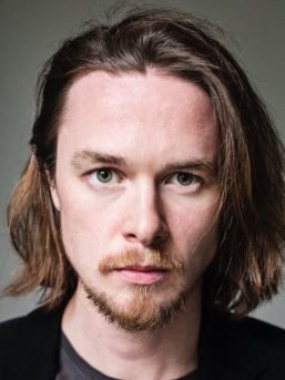 Tom Clegg - Fontainebleau School of Acting